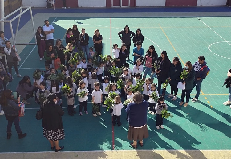 CELEBRACIÓN DE LA FIESTA DE RAMOS (2) – COLEGIO NIÑO JESÚS DE LOTA