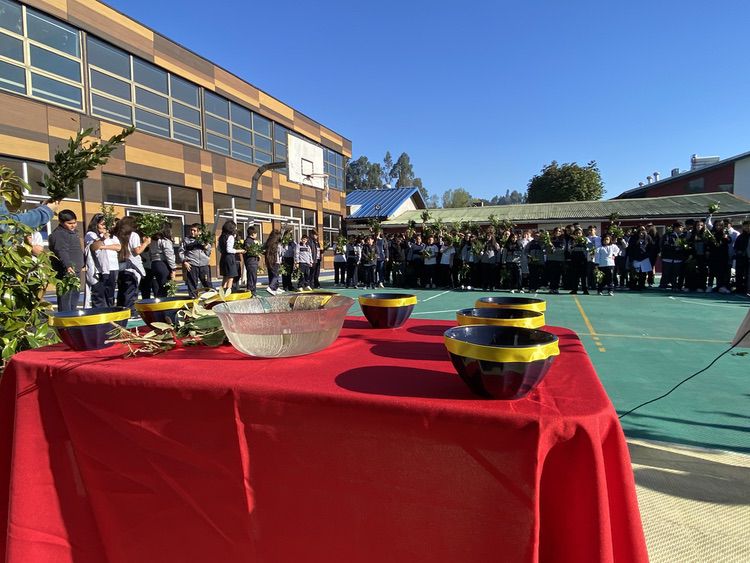 CELEBRACIÓN DE LA FIESTA DE RAMOS (1) – COLEGIO NIÑO JESÚS DE LOTA